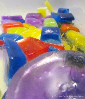 Ice Building Blocks- Simple Summer STEM for Kids - Where Imagination Grows